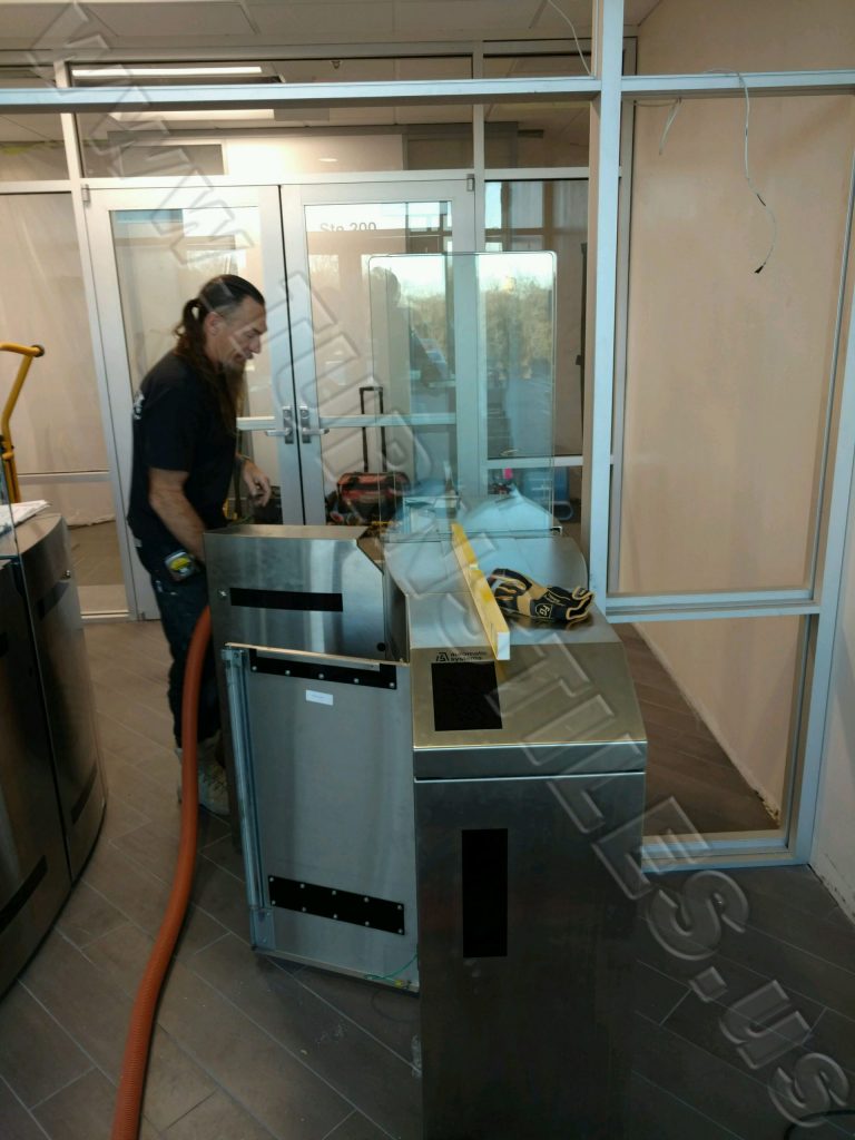 L1 - Dallas, TX - TURNSTILES.us