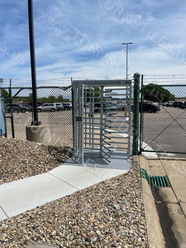 Caterpillar w/CORE - Mossville, IL - TURNSTILES.us